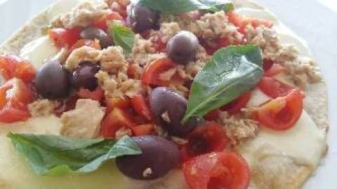 Piadizza, piadina e pizza in un'unica bontà | cucinare.it