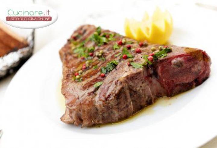 Bistecca tomahawk, gustosa e tenera | cucinare.it