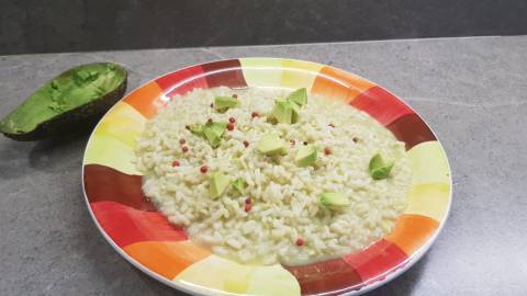 RISOTTO AVOCADO E LIMONE (Ricetta Leggera) | cucinare.it