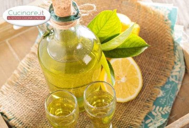 Limoncello, ricetta originale | cucinare.it