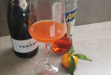 APEROL SPRITZ RICETTA Con 2 Ingredienti | cucinare.it