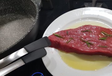 RICETTA TAGLIATA DI MANZO IN PADELLA | cucinare.it