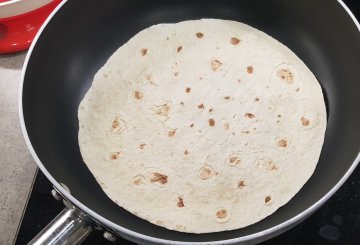 TORTILLAS RIPIENE SALSICCE, FRIARIELLI E FORMAGGIO | cucinare.it